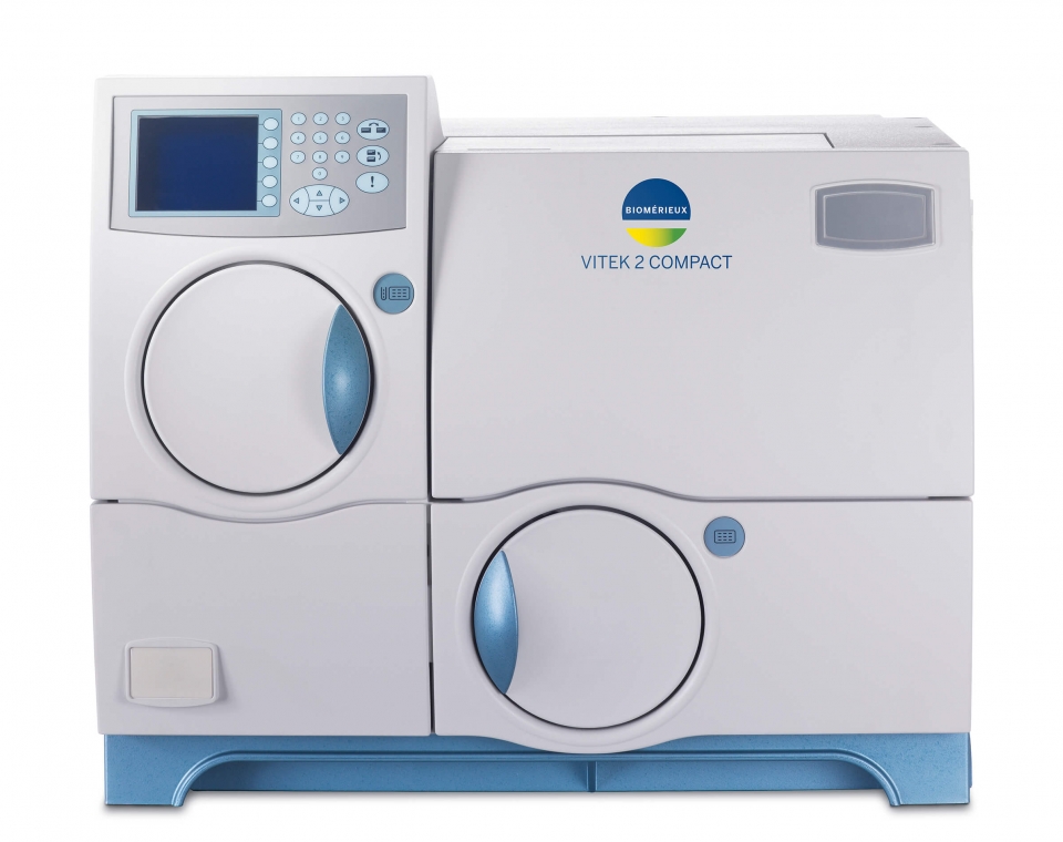 VITEK® 2 COMPACT | bioMérieux industrial microbiology